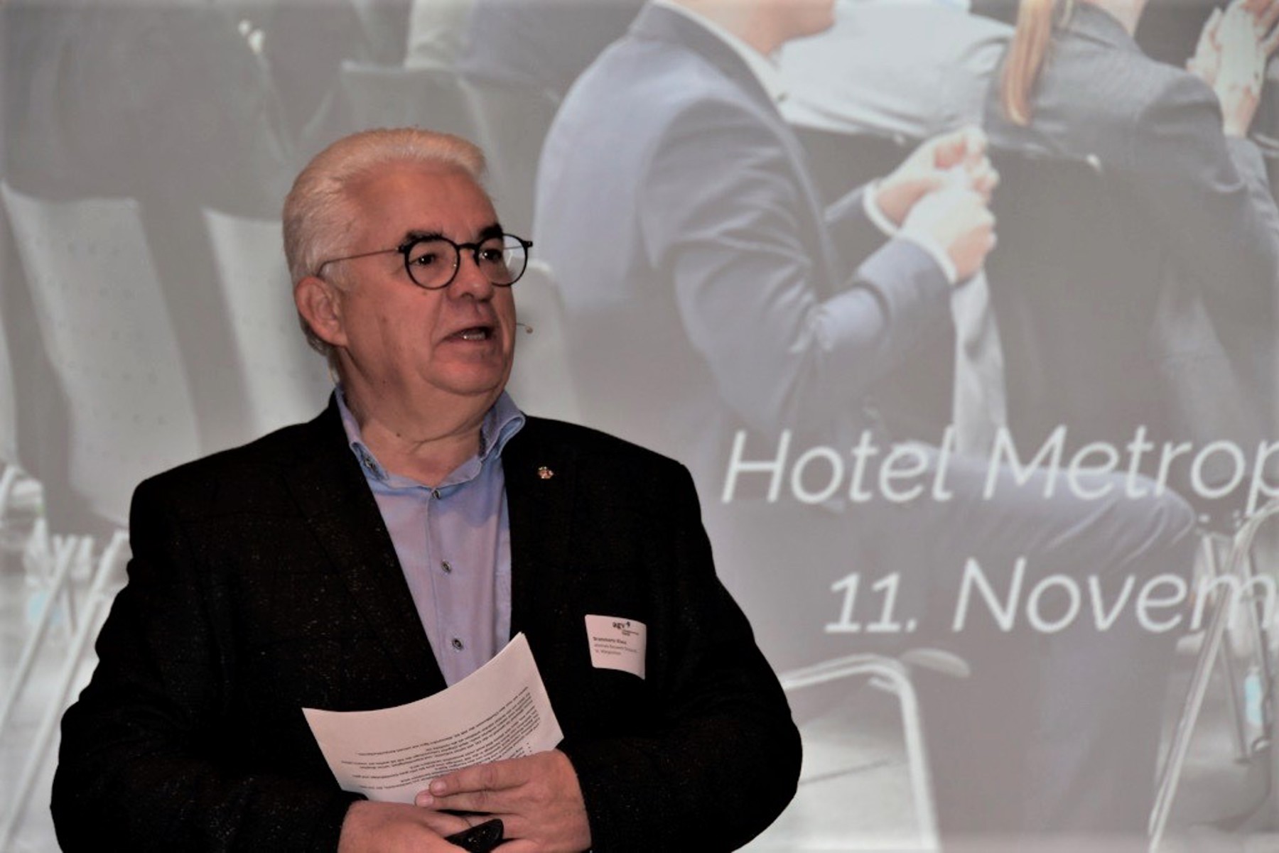 Die Bilder vom AGV-Lohn-Talk: Referierende sprachen vor 240 Gästen über ... Die Bilder vom AGV-Lohn-Talk: Referierende sprachen vor 240 Gästen über ...